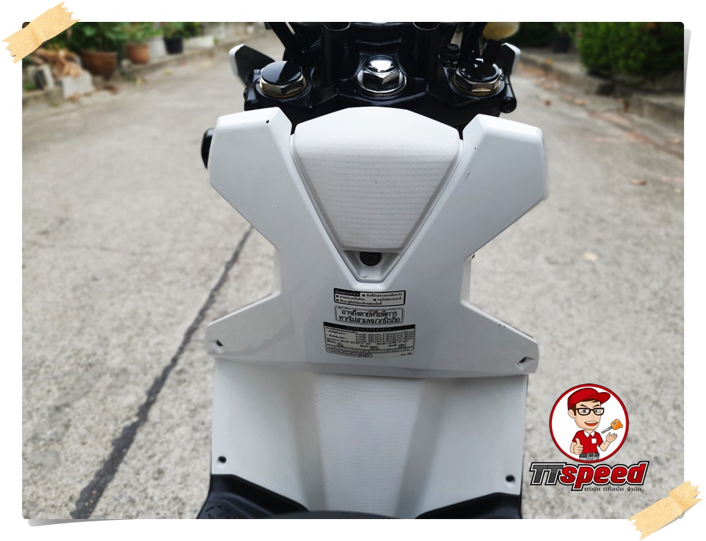 ขาย Zoomer-x ไมล์แดงสีขาวรถจดปี 58 ล้อทองพร้อมคอมบายเบรค