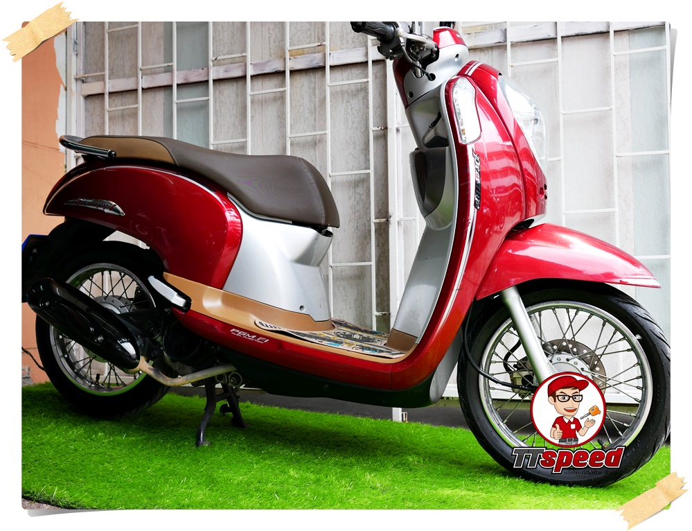 New Scoopy-i วิ่งน้อยสีเดิมไม่ต้องค้ำ ผ่อนเดือน 1310 บาท