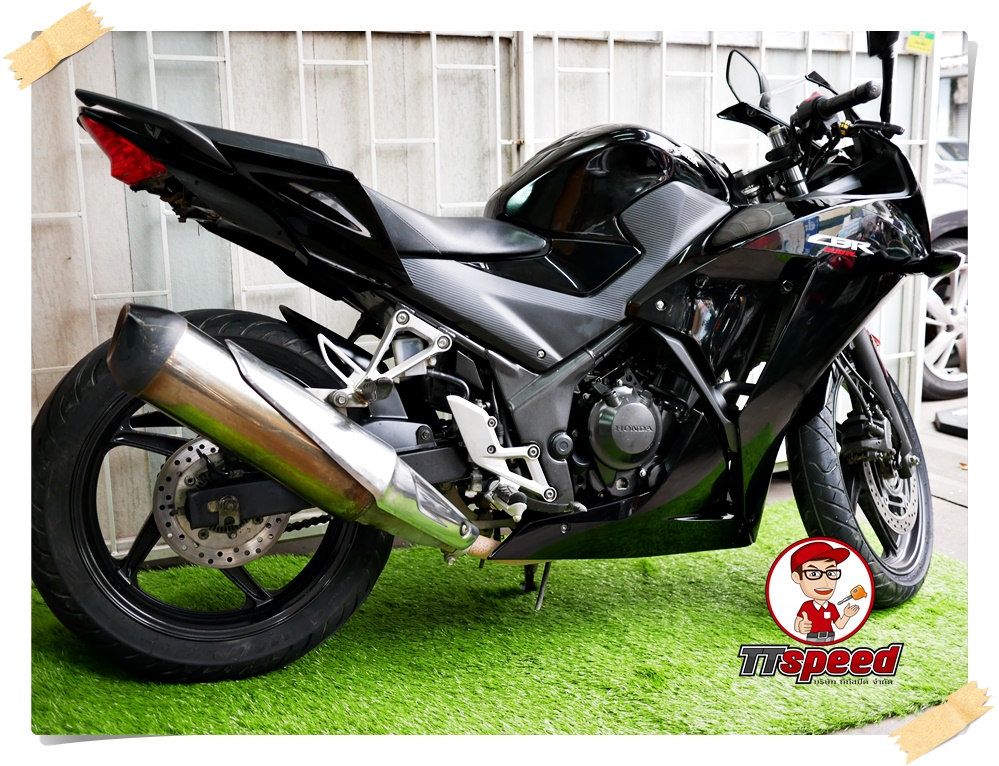 CBR 300R จดปี 58 เครื่องเดิมผ่อนได้เดือนละ 1720 บาท