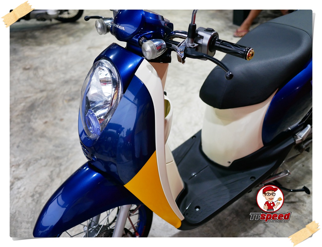 Scoopy-i แต่งสวย สีน้ำเงินระบบหัวฉีดประหยัด