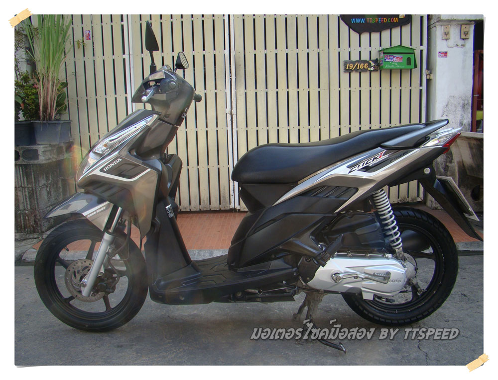 Honda Click-i หัวฉีด PGM-Fi ตัว Top จดปี 57 | TTSPEED.COM