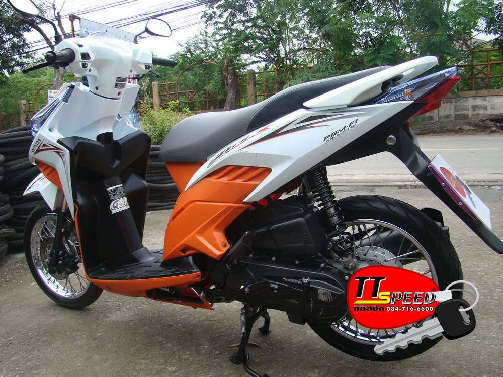 Honda Click-i 110 cc สีส้ม-ขาว | TTSPEED.COM