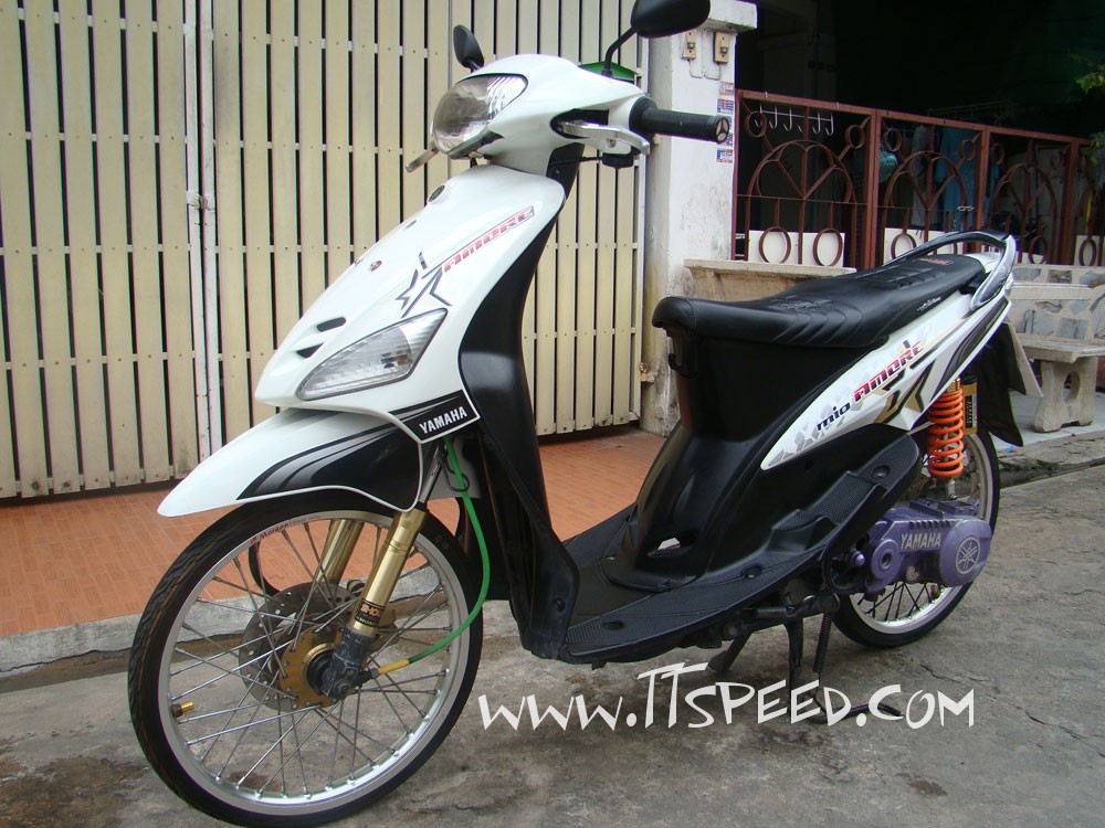 Yamaha Mio 115 CC. สีขาว ลงล้อทอง 17″ รถปี 49 | TTSPEED.COM